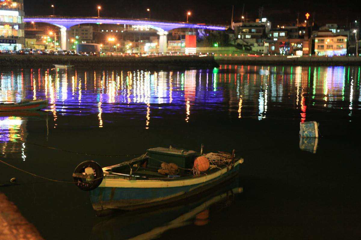 통영 가볼만한곳 - 찰나의 순간이 모여 찬란한 하루가 되는 이야기