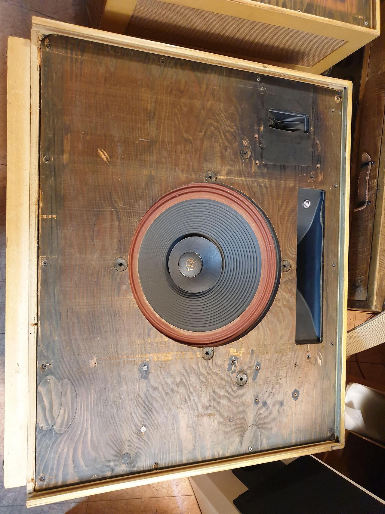 Electro-Voice 일렉트로보이스 명기 Regency III 리젠시 스피커 입니다 -초기형 빽통-(ending)