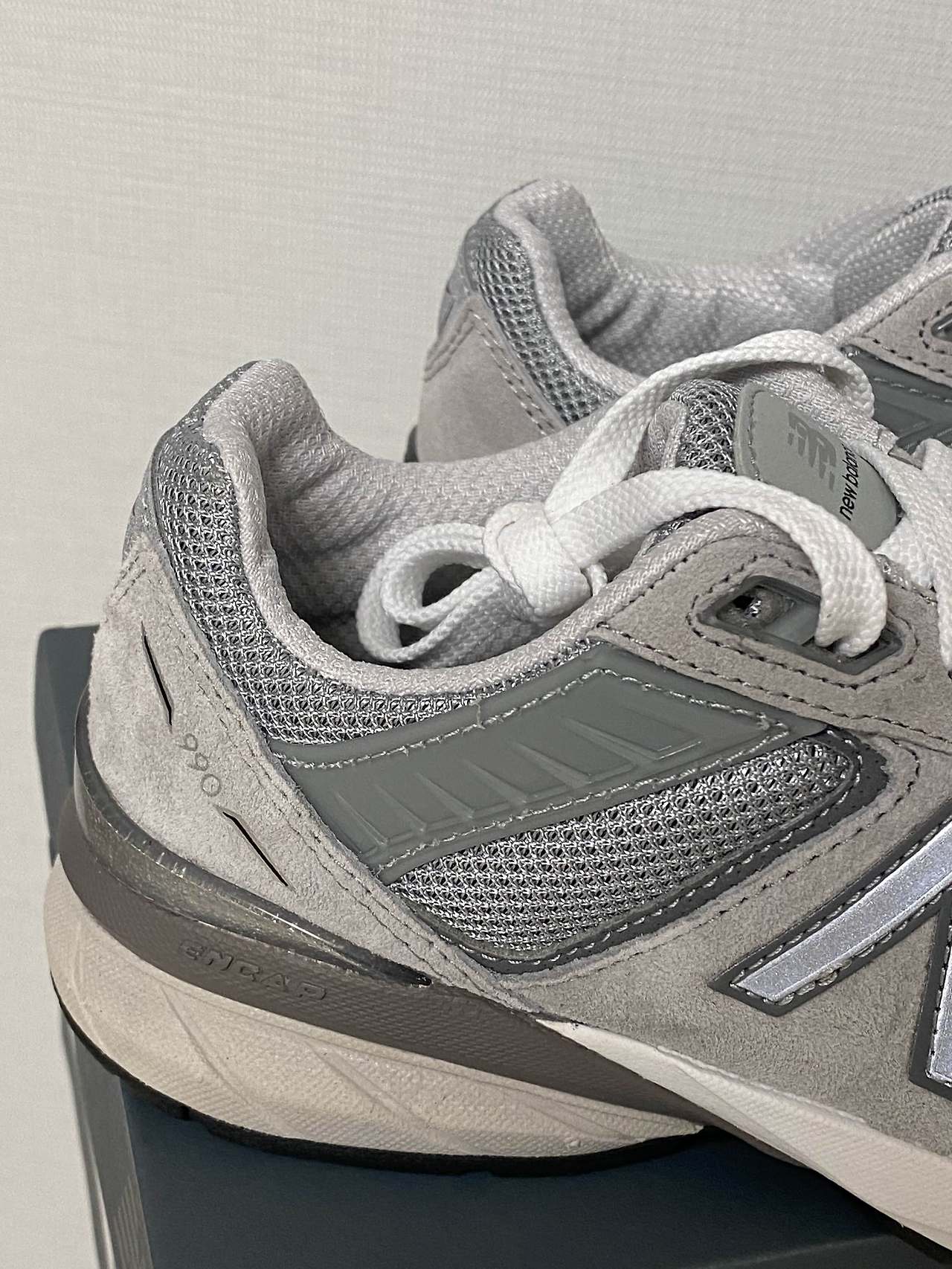 뉴발란스 990 V5 키즈 230사이즈 구매후기