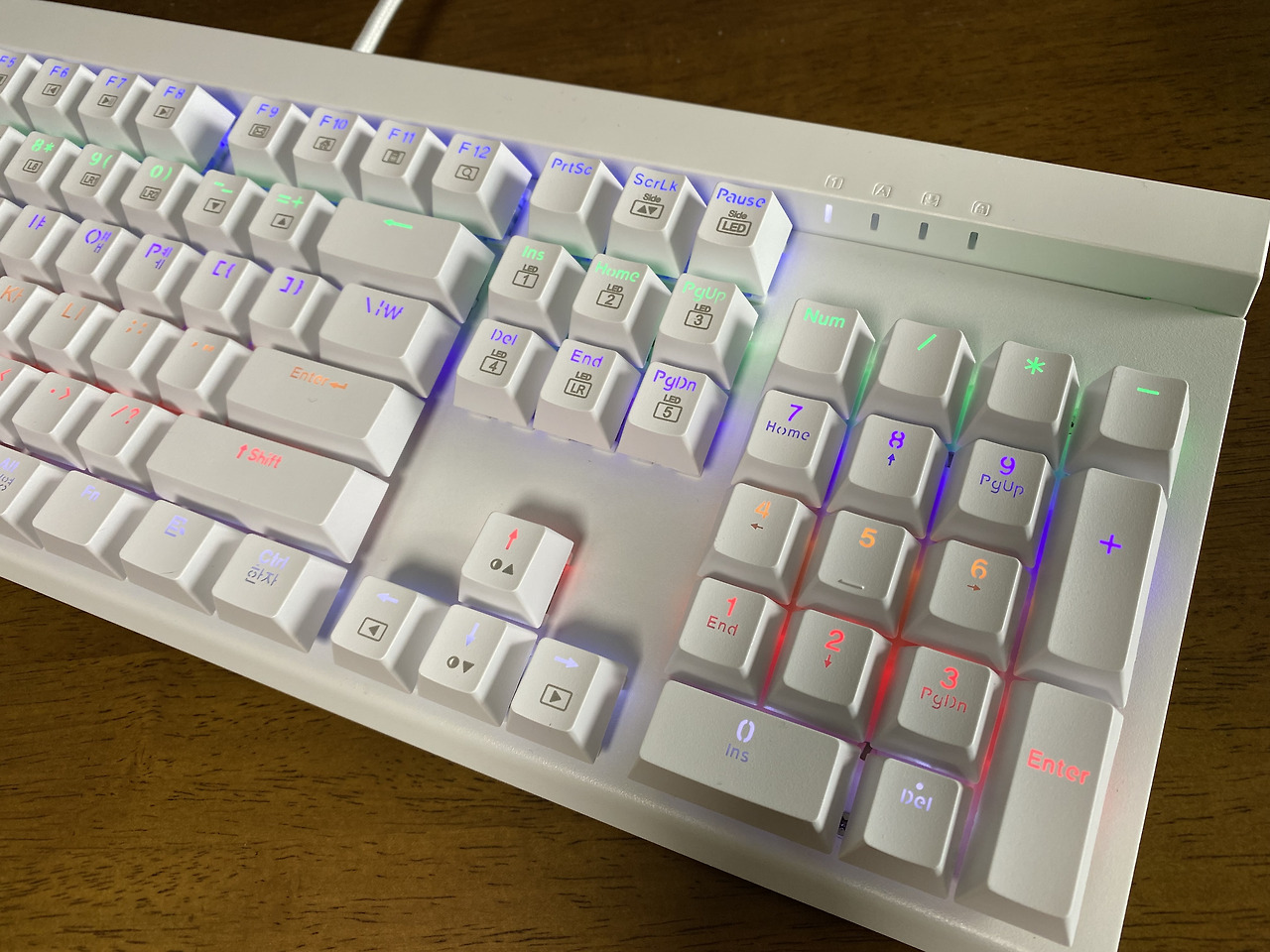 앱코 HACKER K640 플러스 축교환 LED 게이밍 키보드 후기