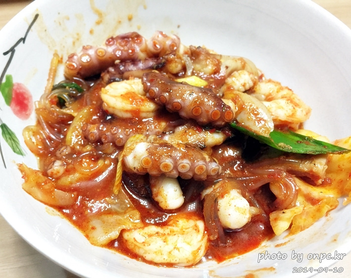 코스트코 간편요리 낙지곱창새우를 한번에~ 낙곱새 전골 여기가 맛집이네~ Onpc