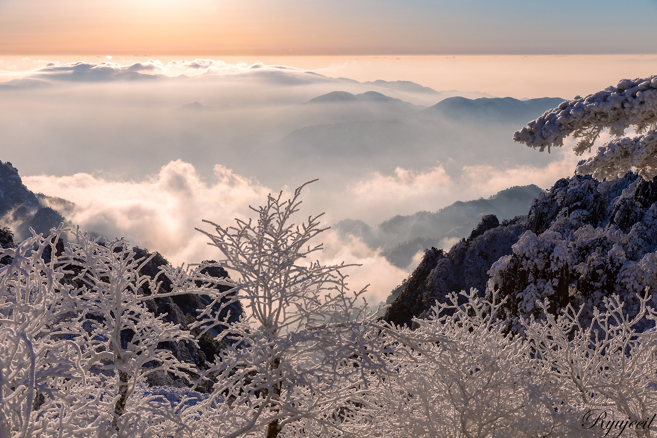 중국 황산 사진여행3 경의로운 황산의 일출과 설경