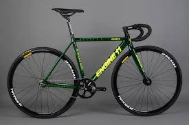 요즘 유행하는 픽시 자전거(PiXie Bike)가 무엇이냐고요?