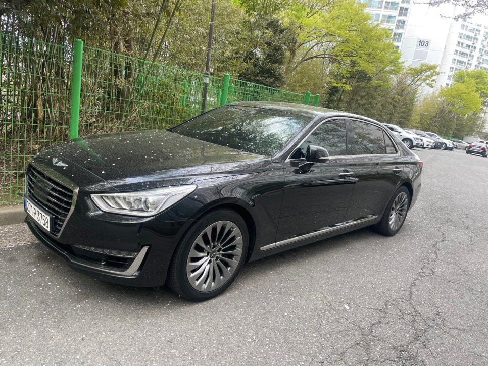 품격의 진화, 현대 제네시스 EQ900: 마지막 에쿠스에서 G90까지, 그 찬란한 여정