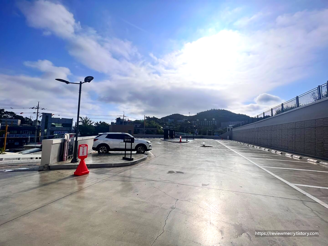 새롭게 오픈한 스타벅스 더여수돌산dt점 한정 메뉴 및 영업시간 후기