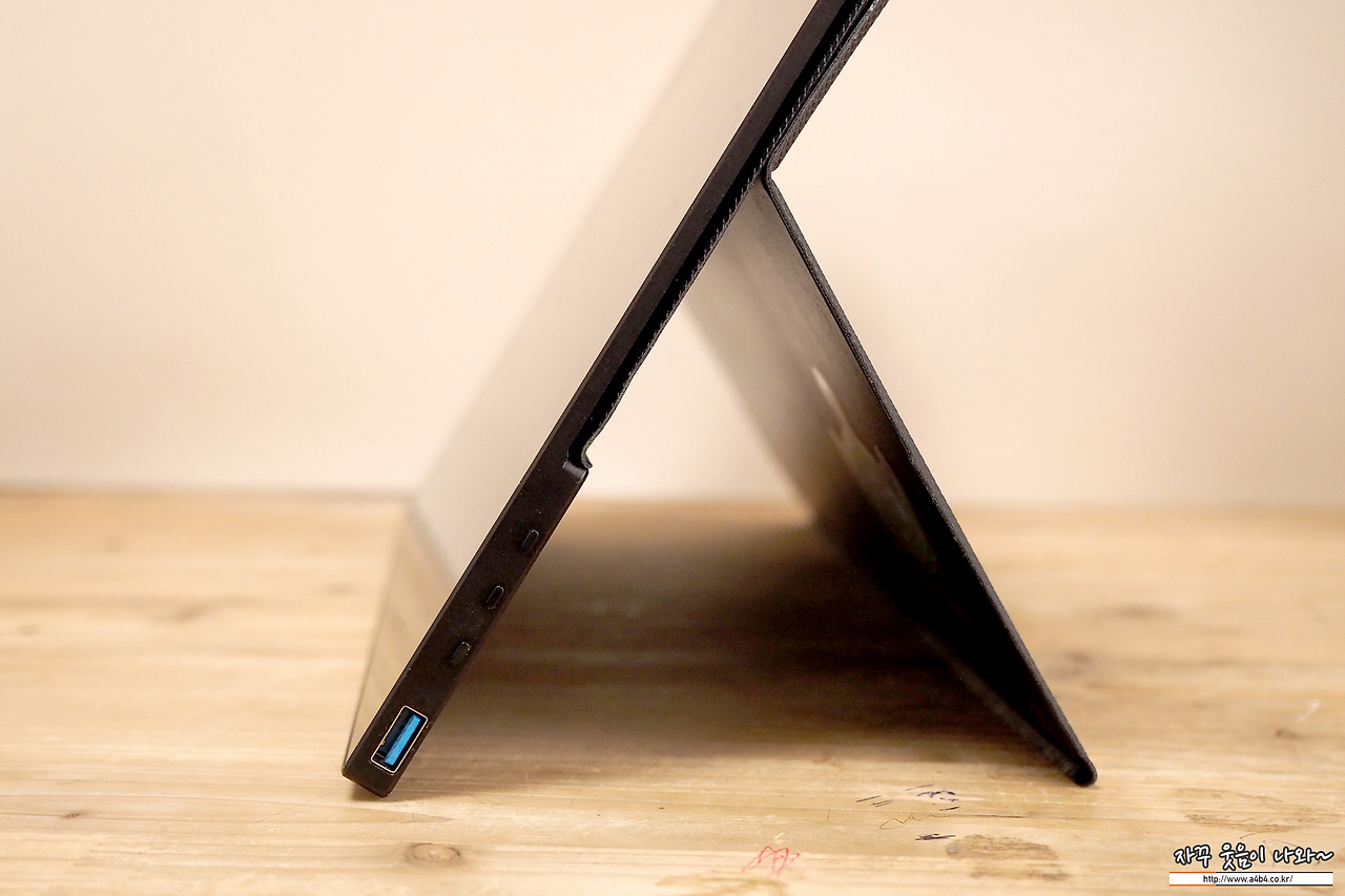 [장단점 명확한] 한성컴퓨터 포터블 모니터 15.6인치 : 5개월 사용후기 (TFX156T) :: ★ 솔직리뷰 ~ 여행 맛집 전시 공연