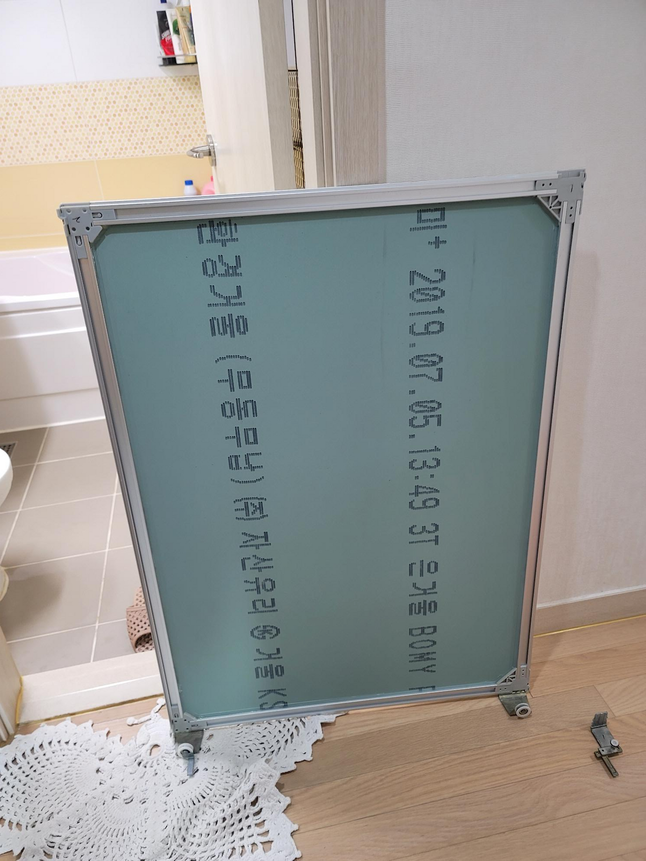 금천롯데캐슬골드파크 아파트 욕실슬라이드거울장 거울 교체 욕실수납장 욕실장 거울교체 여의도 유리가게 대일유리 02 780 0275