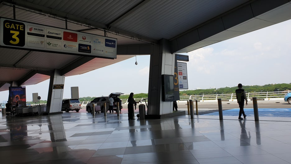 인도네시아 자카르타 국제공항 스카이트레인 탑승 터미널3 셔틀 버스 위치 여러가지 삽질의 기록