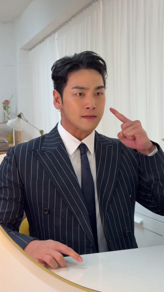 BAEK UP :: 250426 오늘의 백호