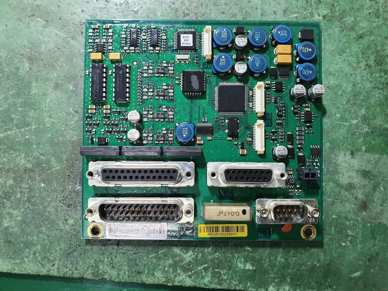 ABB ROBOT SMB BOARD DSQC633 3HAC021905-001 04