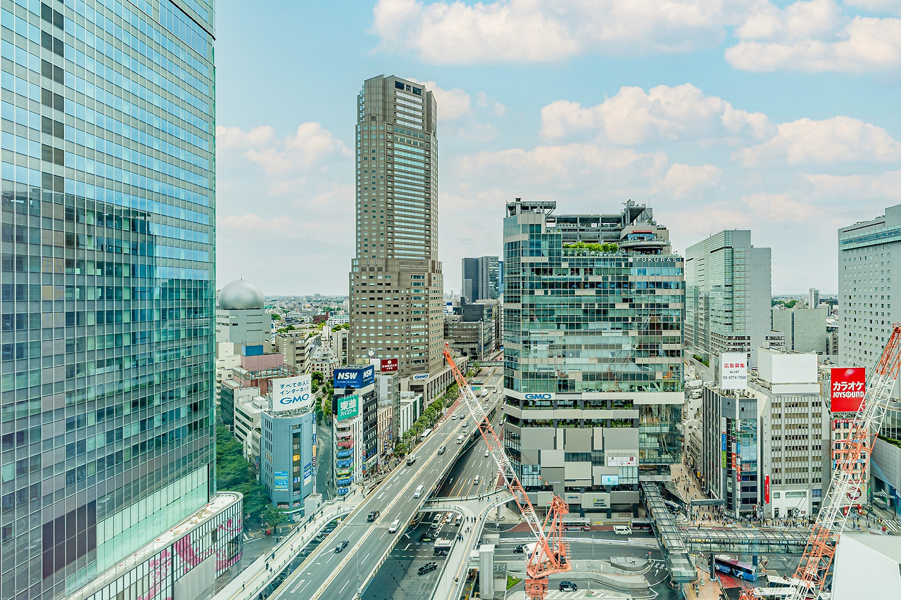 도쿄의 중심에서 호캉스 전망 좋은 시부야 고급호텔 세루리안 타워 도큐cerulean Tower Tokyu Hotel