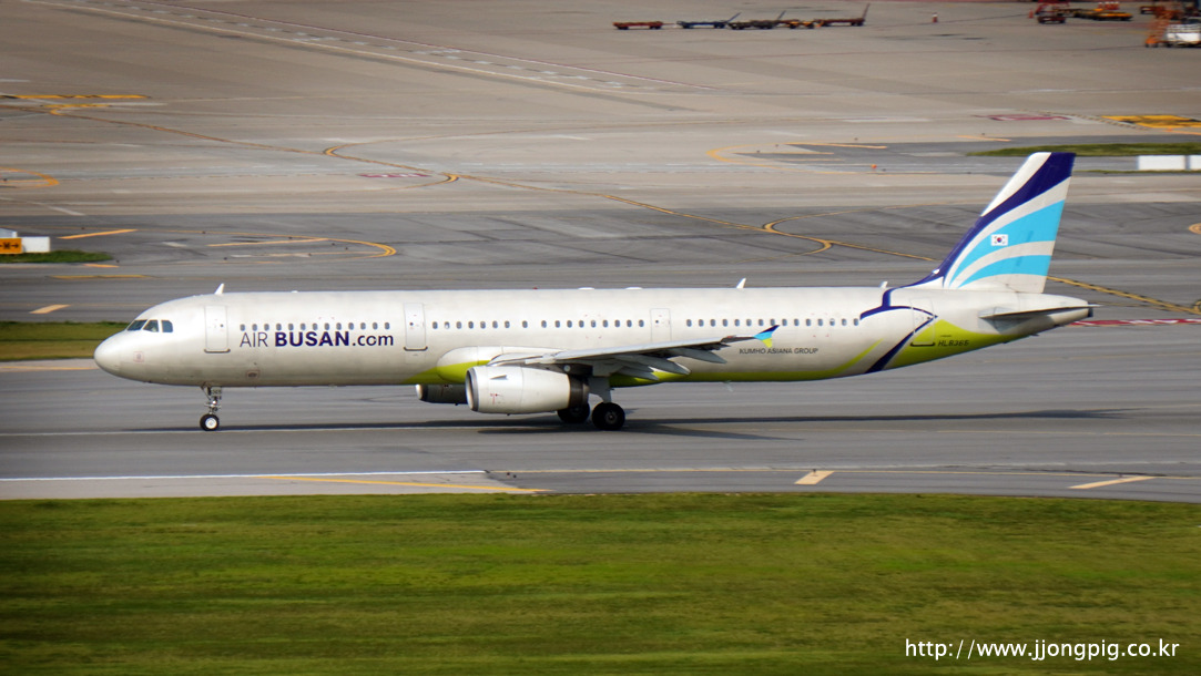 [쫑픽]Air Busan / Airbus A321-200 / HL8365