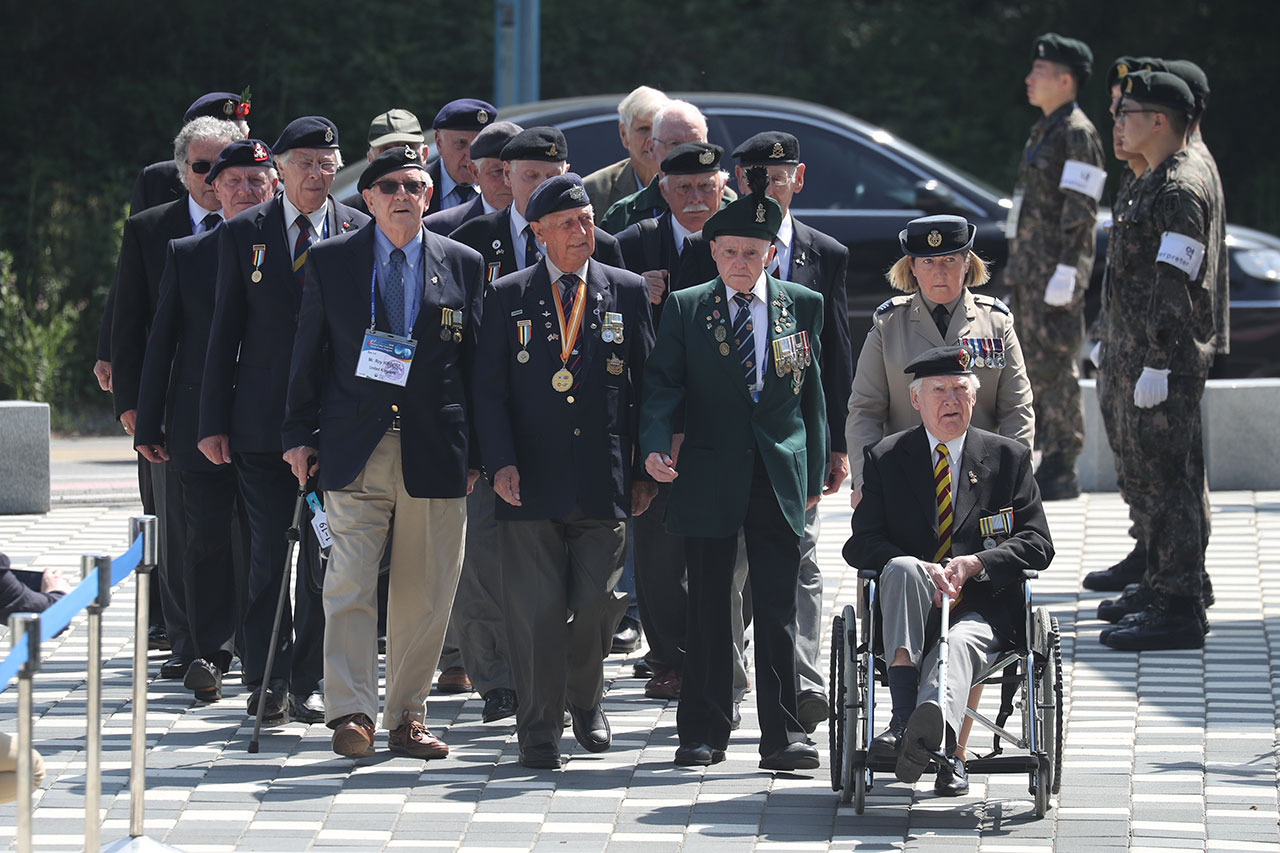 625전쟁 기간, 6.25전쟁 사망자 수, 전투병 파병 참전 16개국, 625 참전국 22개국 - 아ZN의 즐거운 블로그