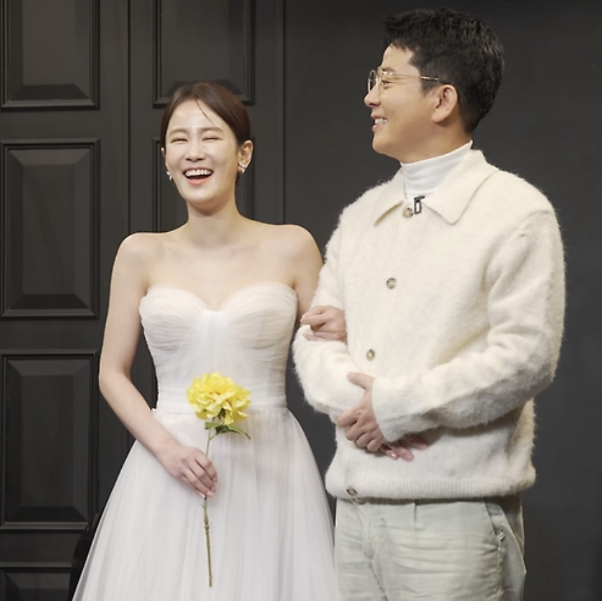 김준호 김지민 프로필 나이 결혼 웨딩 드레스 화보 결혼식장 결혼 날짜 신혼집 2세 자녀 계획