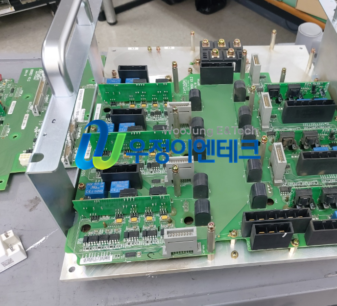 HYUNDAI Hi5a ROBOT AMP 현대로봇 서보앰프 서보암프 수리