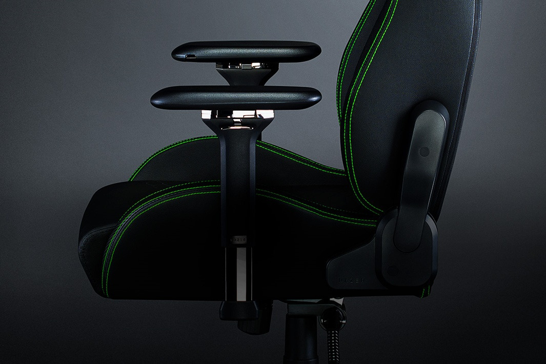 레이저 이스커(RAZER ISKUR)... 게이밍의 A to Z를 노리는 레이저, 그들이 선보인 첫 번째 게이밍 의자...