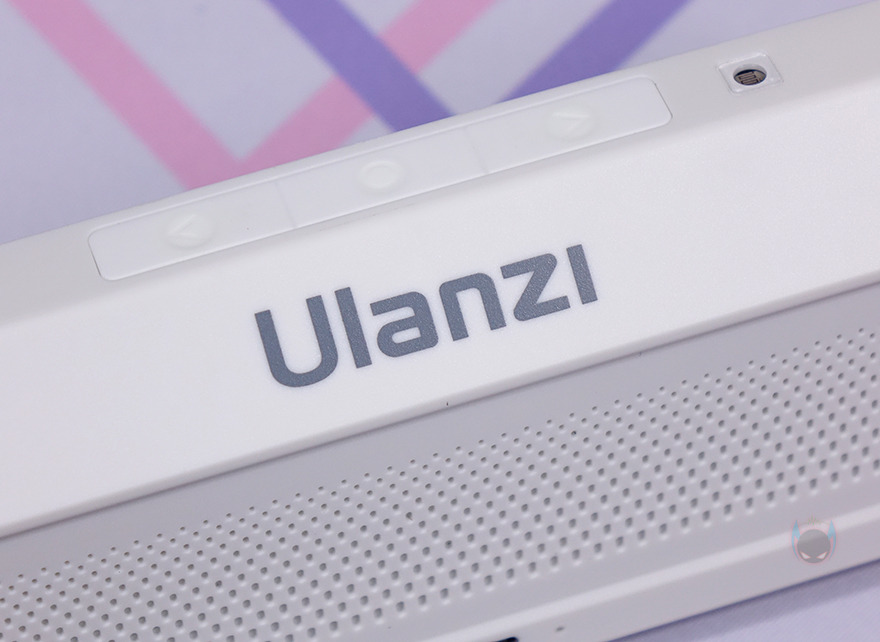 시간외에도 다양한 기능의 가성비 탁상시계! - Ulanzi(울란지) TC001 Smart Pixel Clock