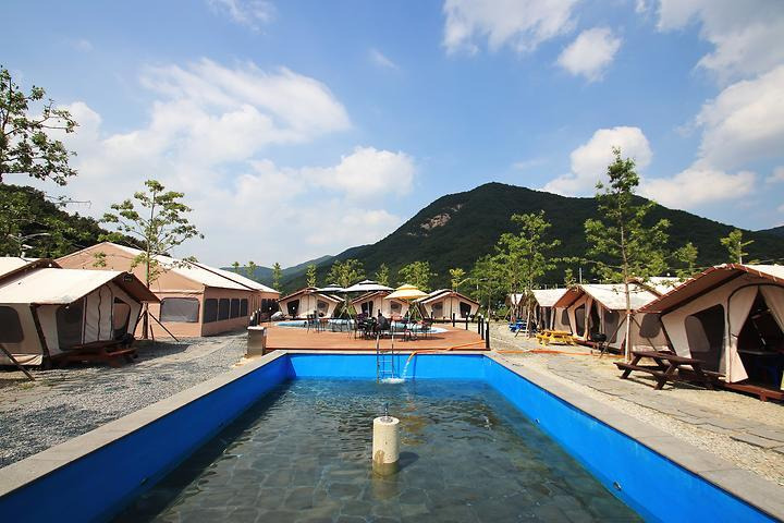 충청남도 공주시 계룡산글램핑 파크오브드림 계룡산 국립공원에 자리한 글램핑장
