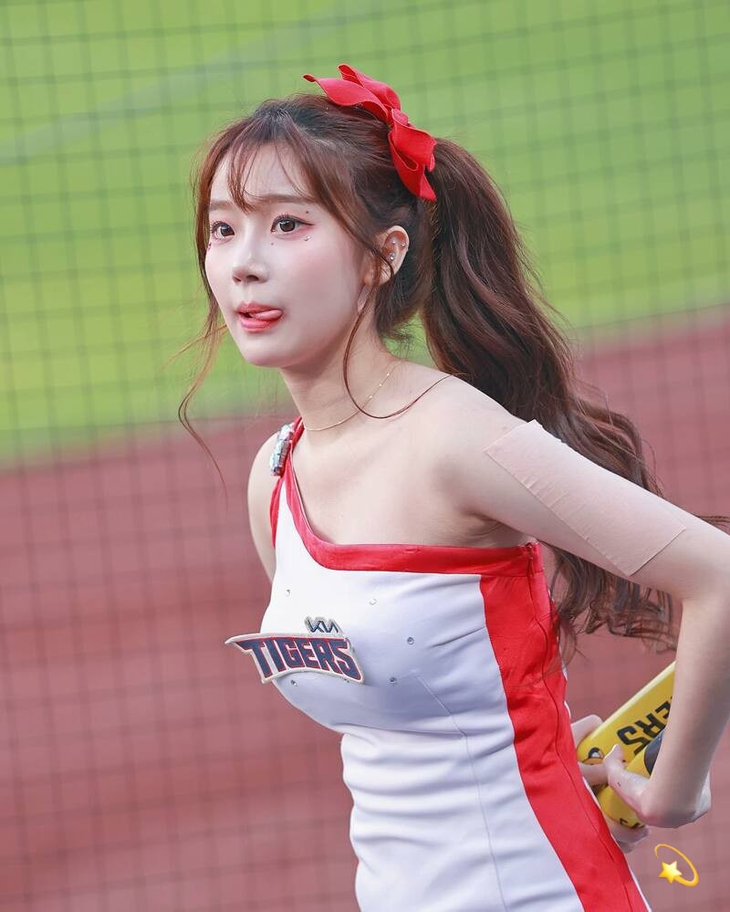 이주은 치어리더 대만 진출 4억 계약금 화제 움짤 사진모음