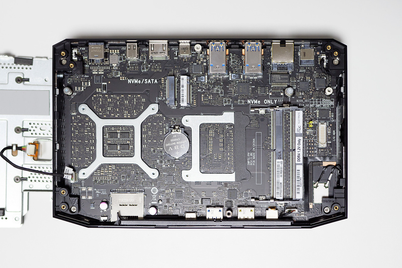 인텔 NUC11(NUC11PHKi7C) 팬텀 캐년 개봉기