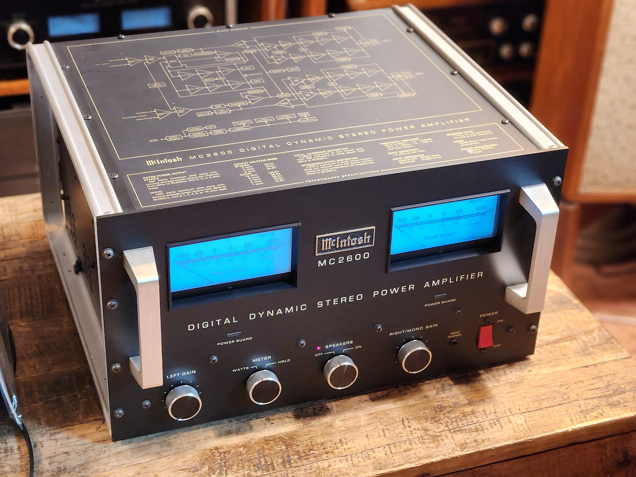 Mcintosh 맥킨토시 베스트셀러 Mc2600 파워엠프 입니다 극극상품 100v전용 토요주미차폐트렌스 3k포함 Stock Out