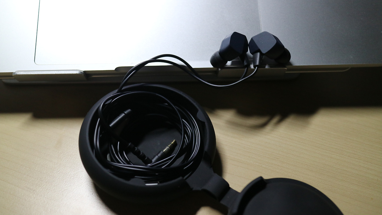 파이널 고급 이어폰 final A4000 리뷰