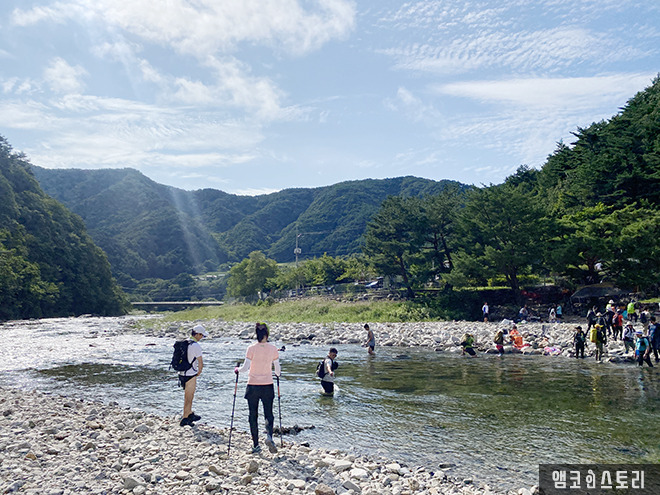 등산으로 힐링하기 여름엔 시원한 계곡 트레킹 강원도 인제 아침가리계곡