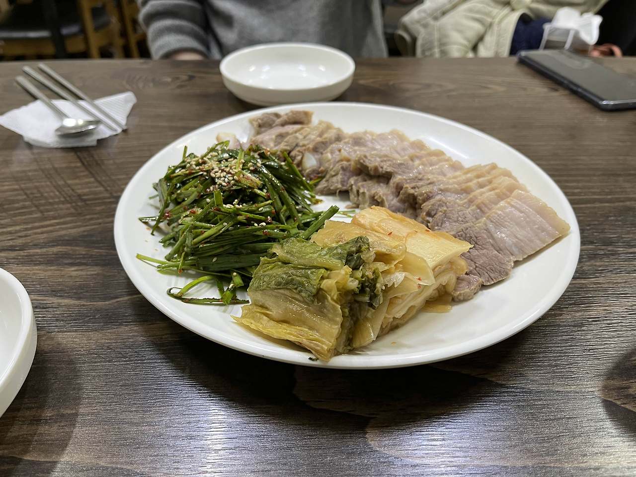 등촌역등촌동 등촌멸치국수보쌈 너만 보여 부추보쌈 무시마라 멸치국수