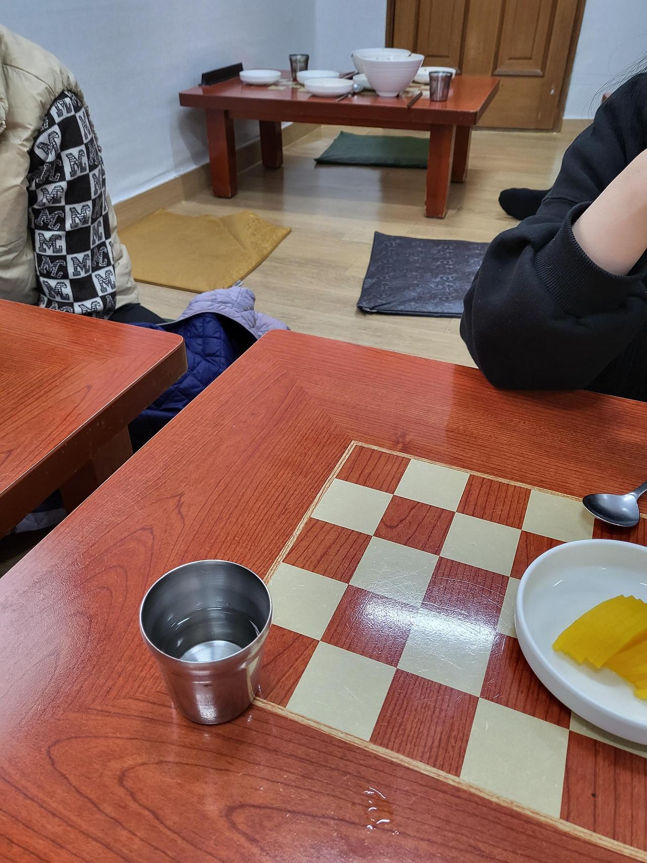 부산 개금 맛집 면이 부들부들 성원칼국수 그리고 개금시장 연탄순대 맛순대 넌 할수있어라고말해주세요