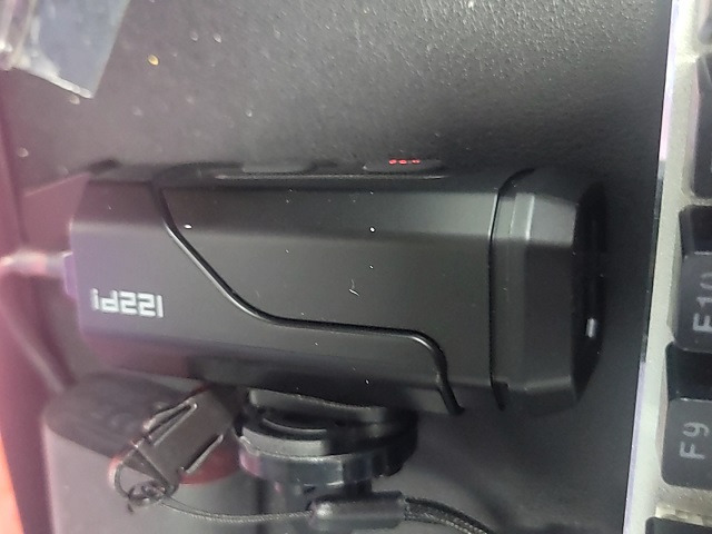 ID221 액션 C5 첫 사용 느낌..