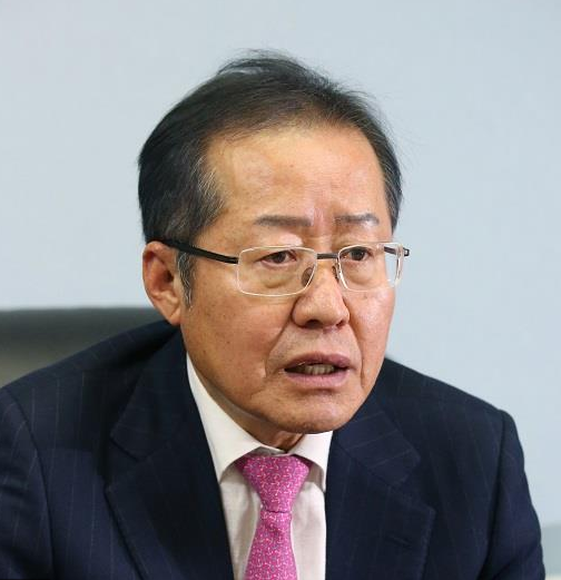 홍준표 국회의원 프로필 나이 학력 출신고등학교 고향 약력 유튜브 홍카콜라 정보 꿀단지