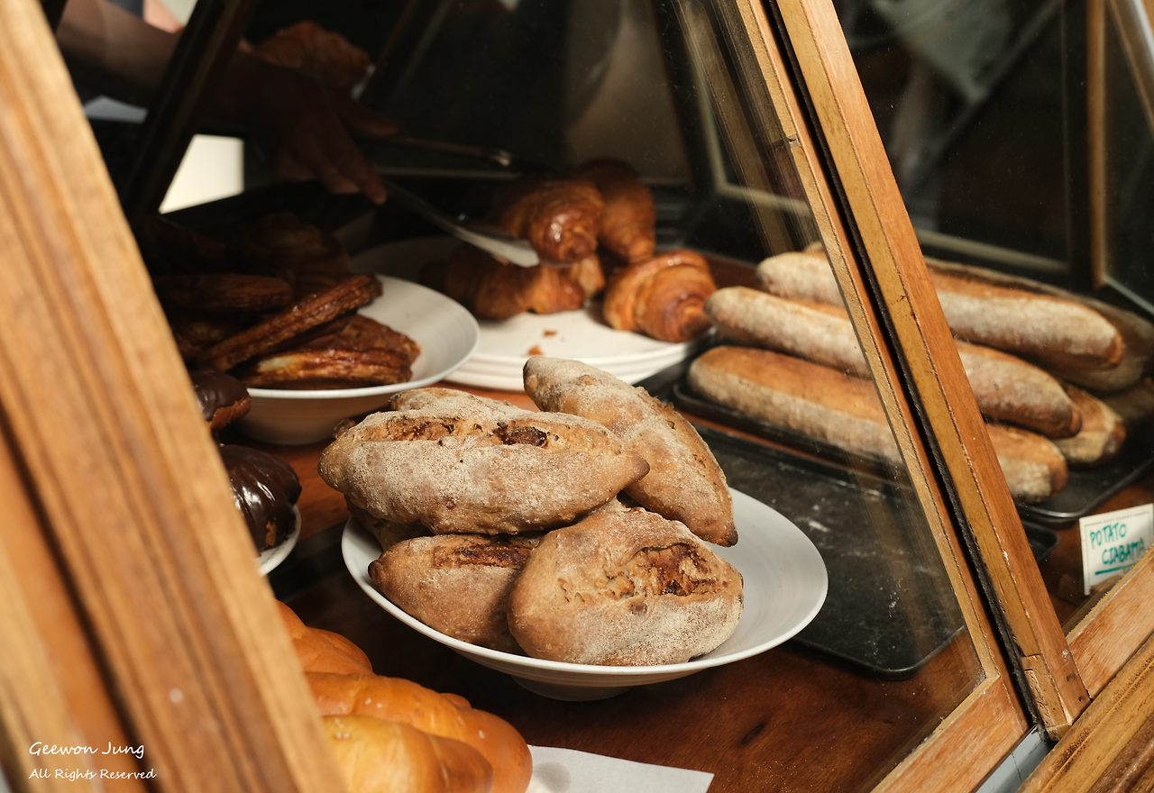 문래동 베이커리 러스트(Rust Bakery) : 서울 힙한 카페 추천👍