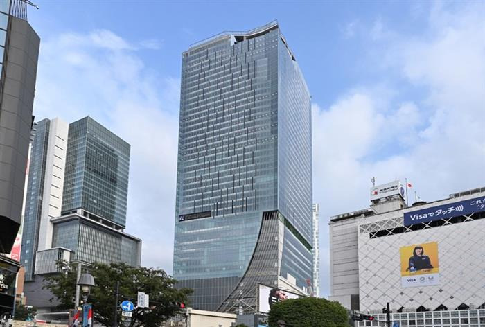 시부야 스크램블 스퀘어 시부야역 직결 바로 위에 조성된 새로운 랜드마크