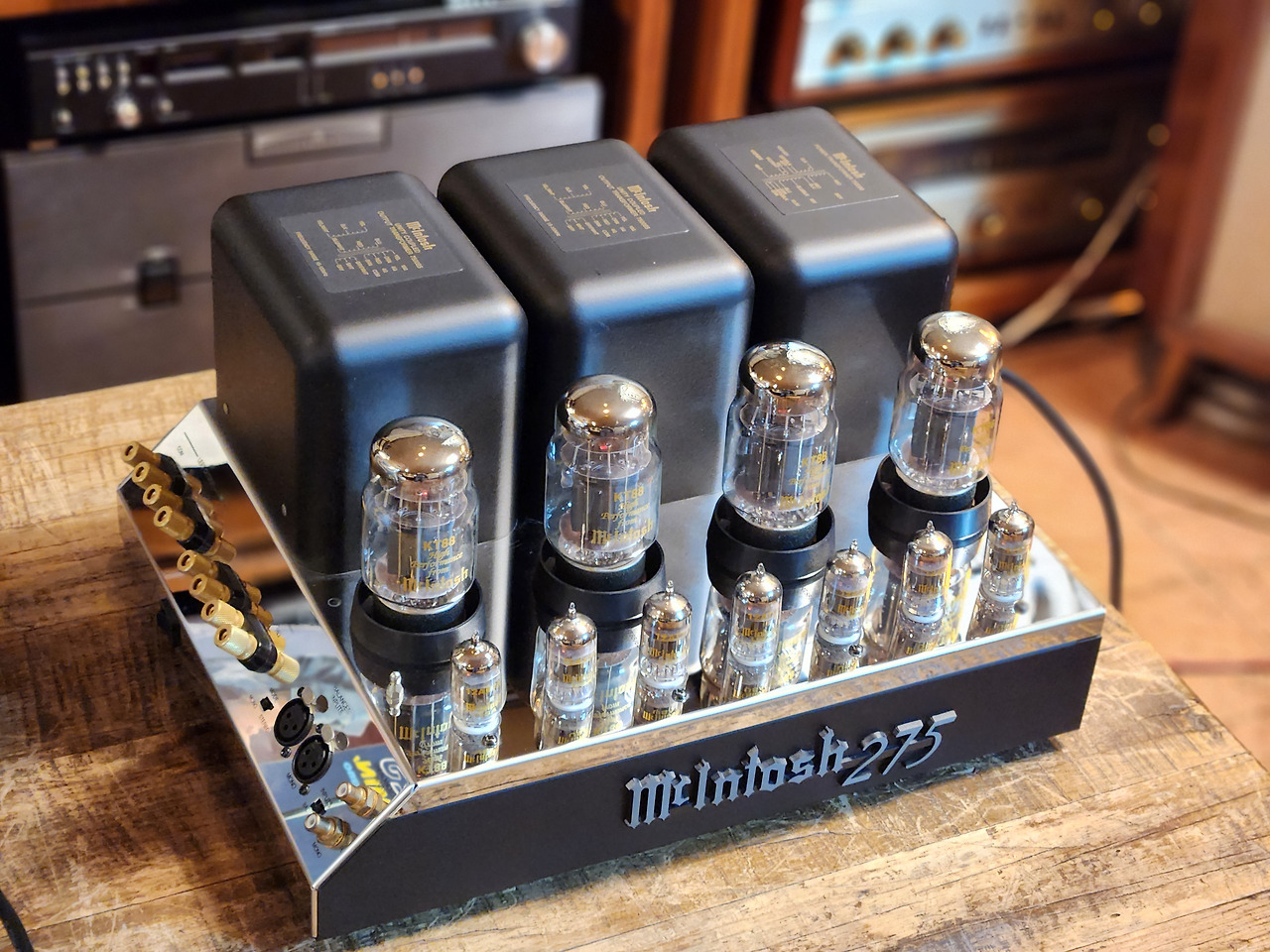 보기드믄 Mcintosh 맥킨토시 C22진공관 프리엠프와 Mc275ver5세대 제품입니다 극상품 Stock Out