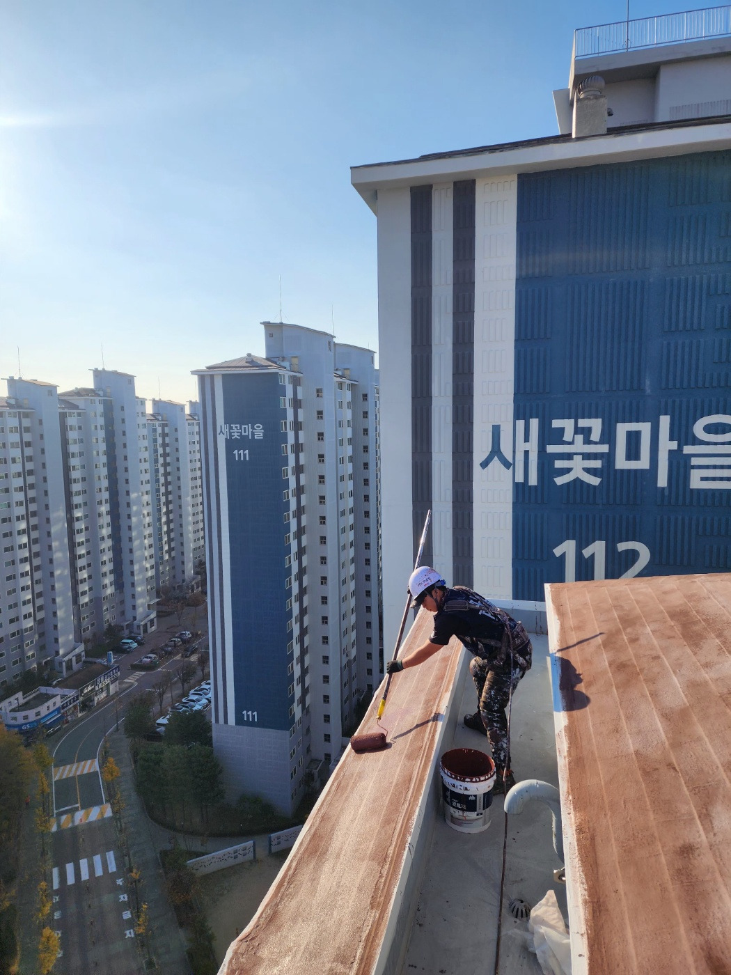 옥상지붕공사 필수 아스팔트슁글 And 지붕방수시트 And 도막방수의 완벽 조합