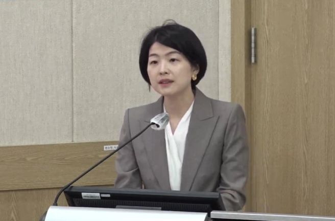 한지아 국회의원 프로필 남편 결혼 자녀 나이 학력 지역구 탄핵 찬성