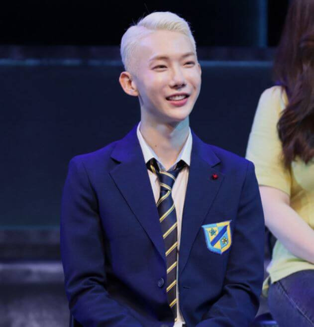 조권 동성애자 게이 검색어 왜 나왔나 무지개 문신 무엇 성형 보톡스 했나 남다른 하이힐 사랑