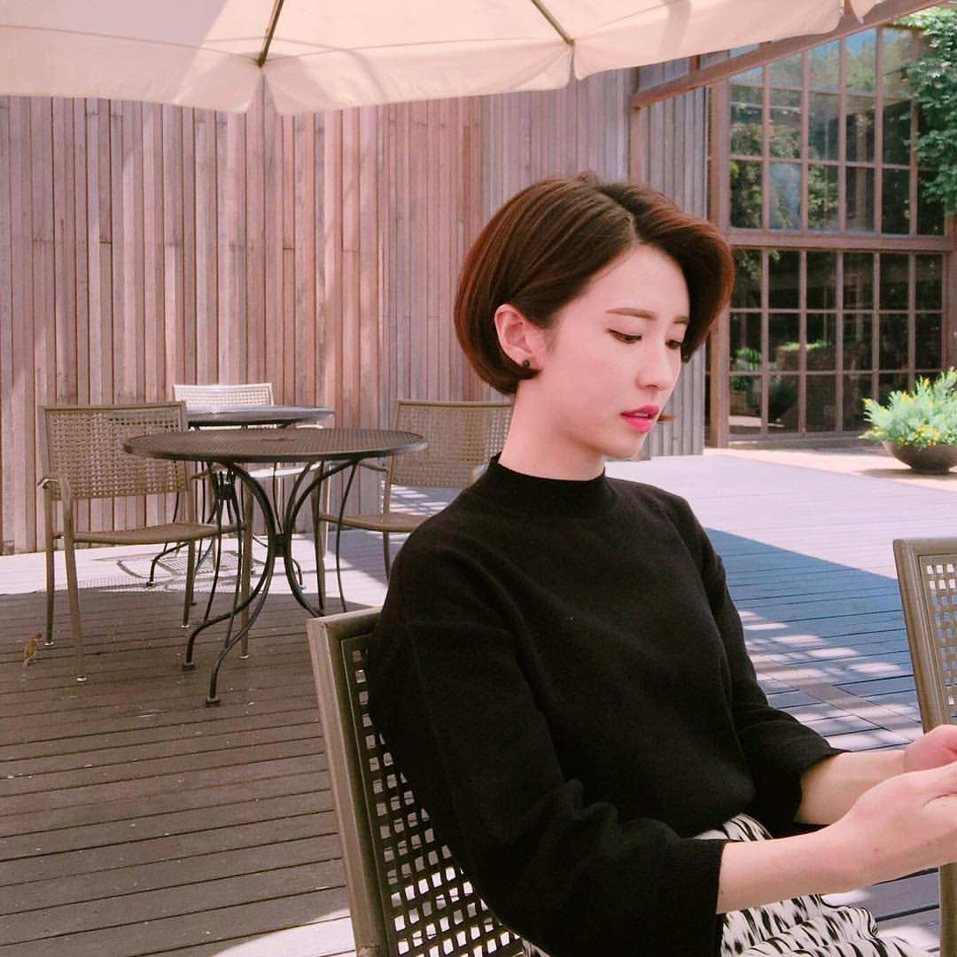 안귀령 앵커 프로필 민주당 부대변인 결혼 남편 김남국 나이 청바지 각선미 화보 Ytn 뉴있저 아나운서 학력 고향 경력”