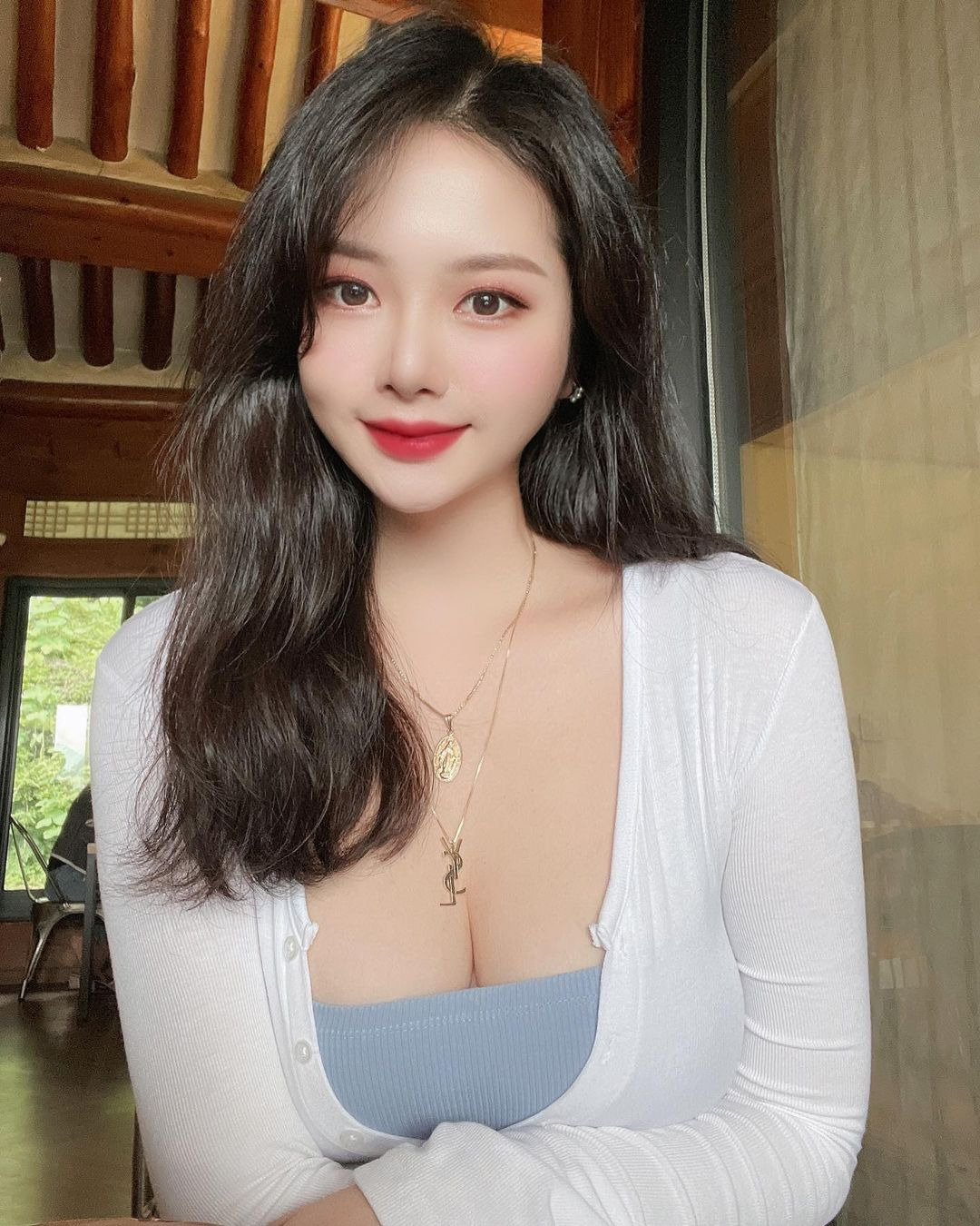 Uoo 핀업 걸 비키니 수영복 육덕 몸매 패션 일반인 각선미 모델 사진 셀카 인스타