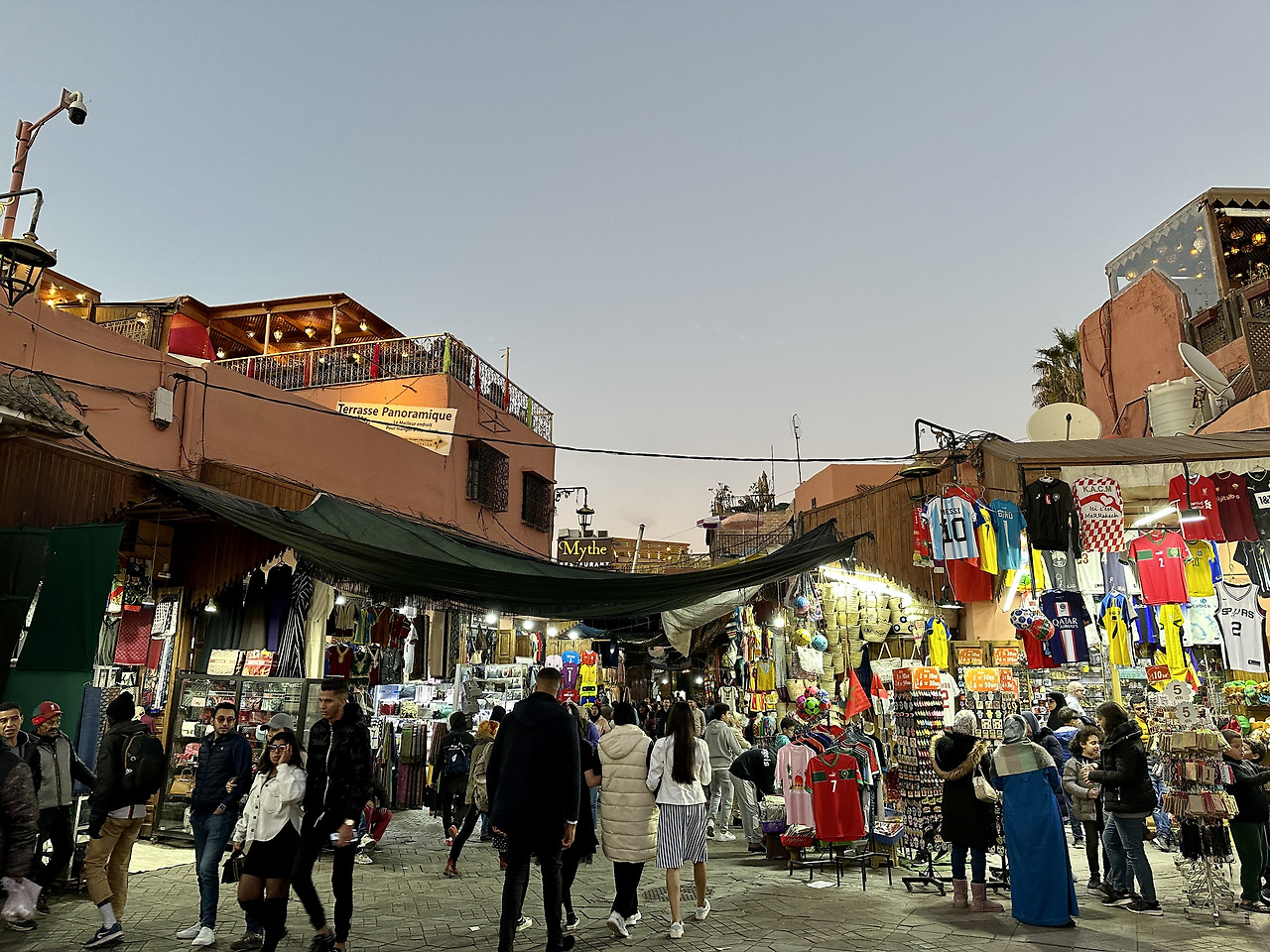 마라케시 시장 제마알프나 광장 시장 Marrakech Souk 모로코 전통시장