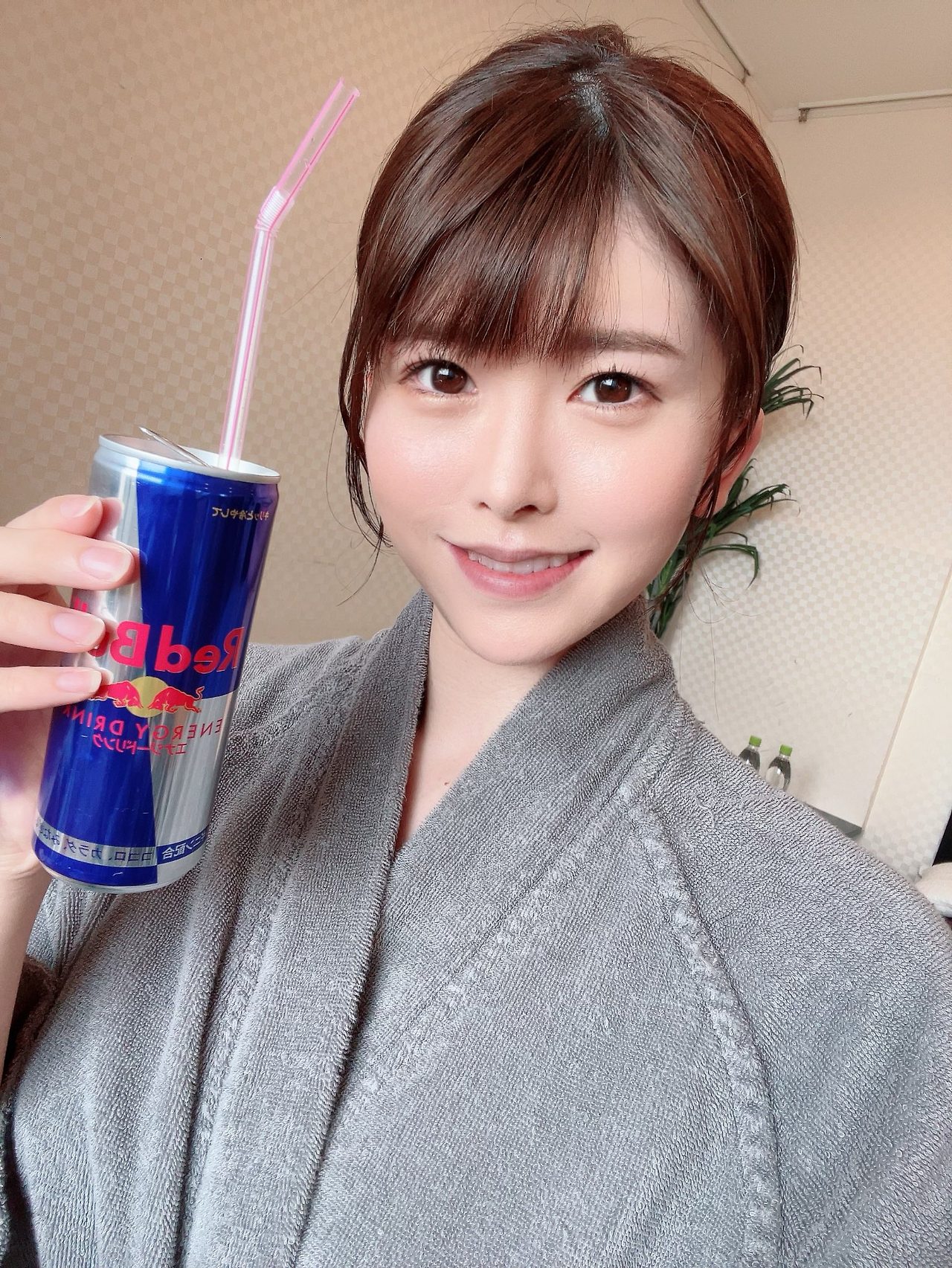 아스미 미라이 (Mirai Asumi, 明日見未来), 파와 후루미(ぱわふるみ)