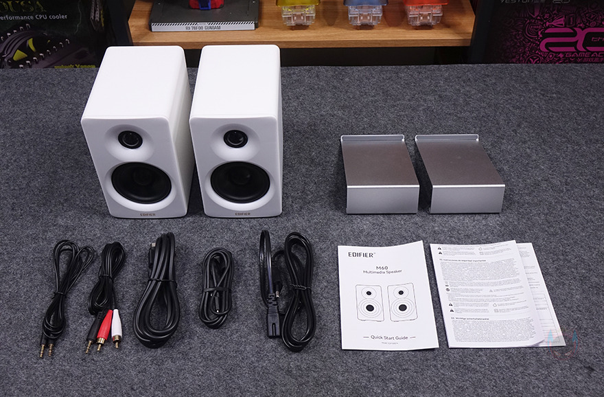 66w 출력의 찐 컴팩트 데스크탑 스피커 에디파이어edifier M60