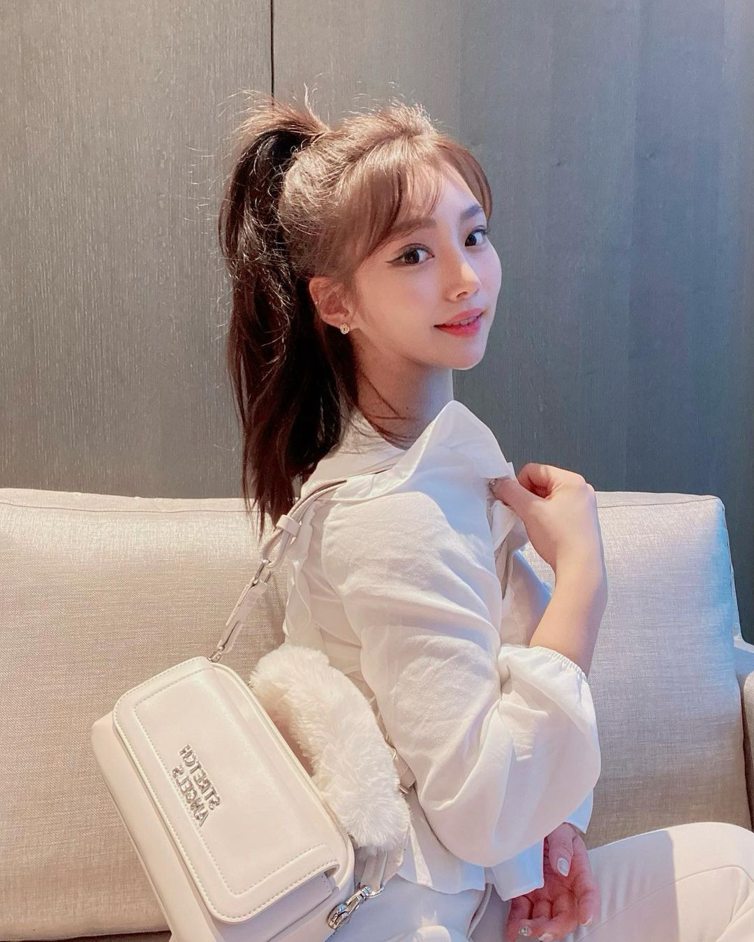 청순한 바른자세의 움쌤 셀카 사진 모음 — 스타들의★ 근황을 모아서