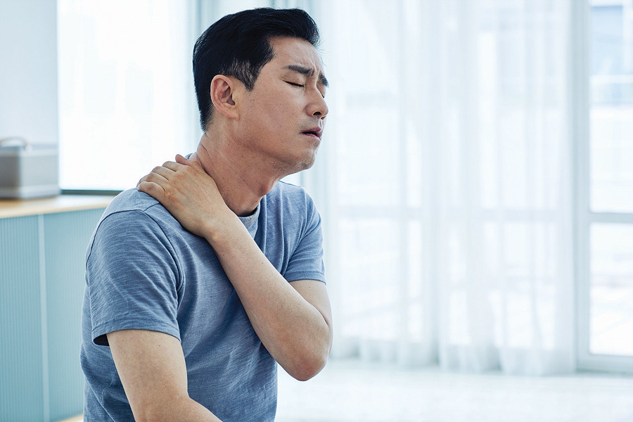 오십견 증상 및 오십견 치료방법 총정리