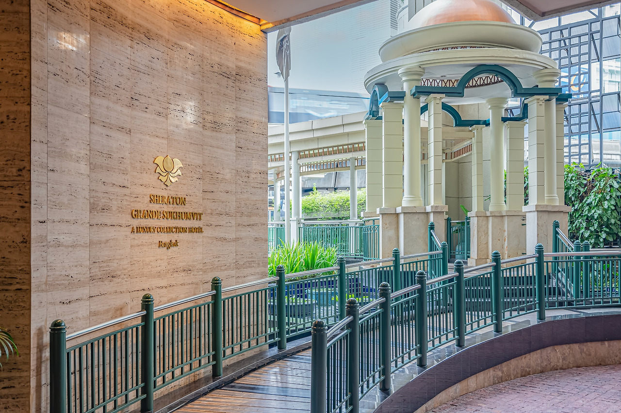 쉐라톤 그랜드 수쿰윗 럭셔리 컬렉션 호텔 방콕 Sheraton Grande Sukhumvit A Luxury