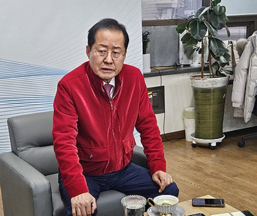 홍준표 프로필 나이 대구시장 페이스북 국회의원 검사경력 고향 학력