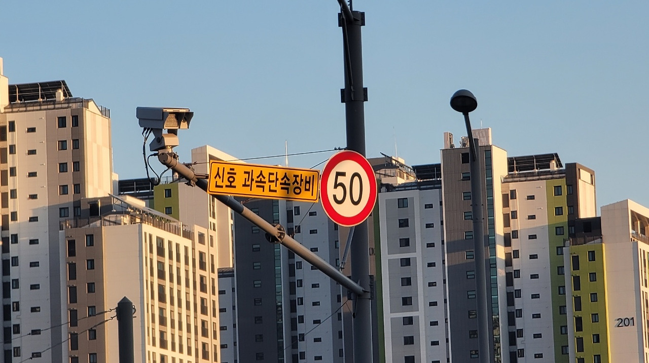 지친 삶의 위로 인생은 속도가 아니라 방향이다 과열된 경쟁과 속도에 지친 여러분에게 드리는 편지 하나