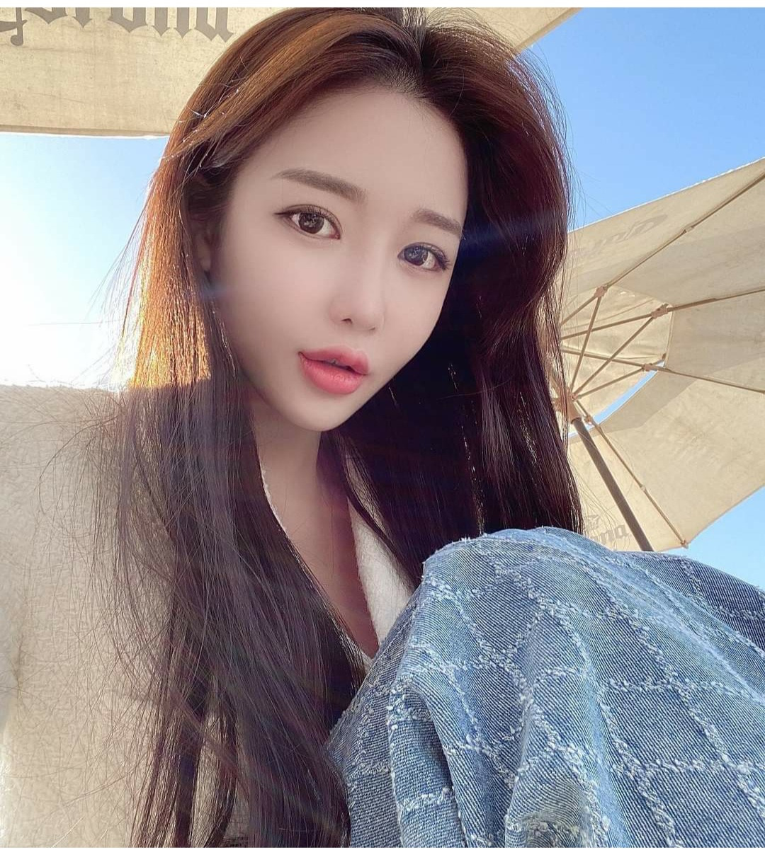 청순한 모델 유리아 님 사진 모음 — 스타들의★ 근황을 모아서
