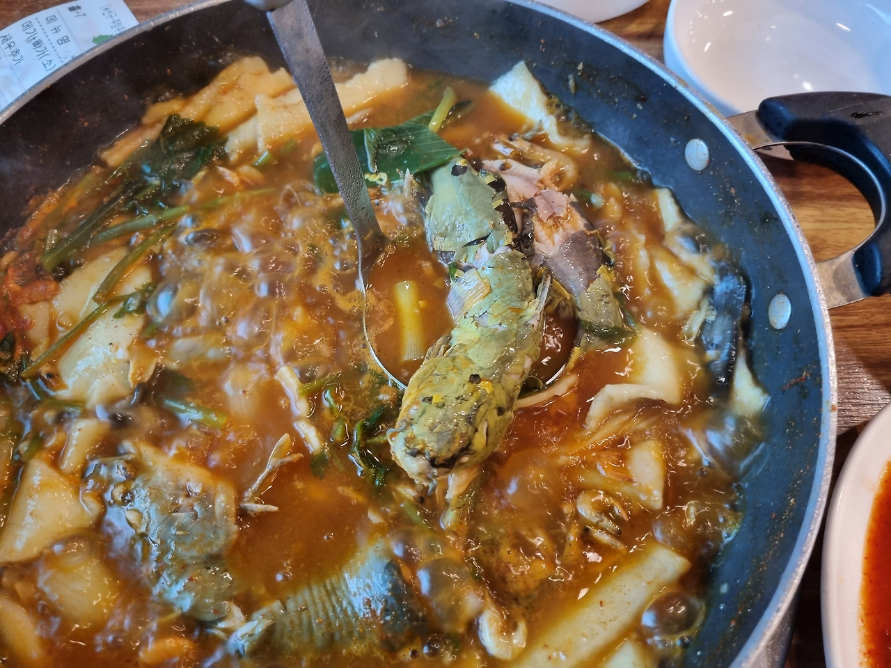 포천 고모리 저수지 동강민물매운탕