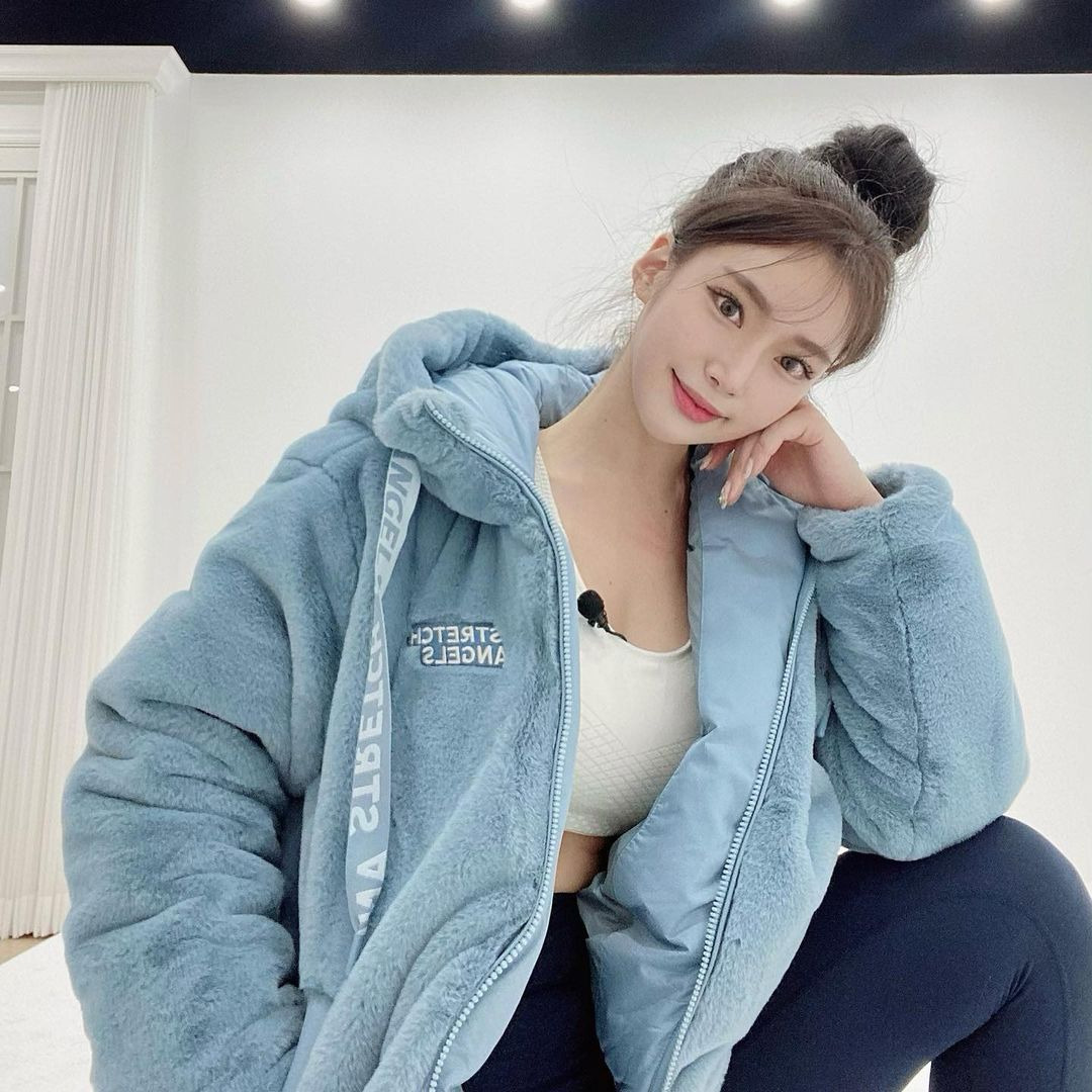 청순한 바른자세의 움쌤 셀카 사진 모음 — 스타들의★ 근황을 모아서